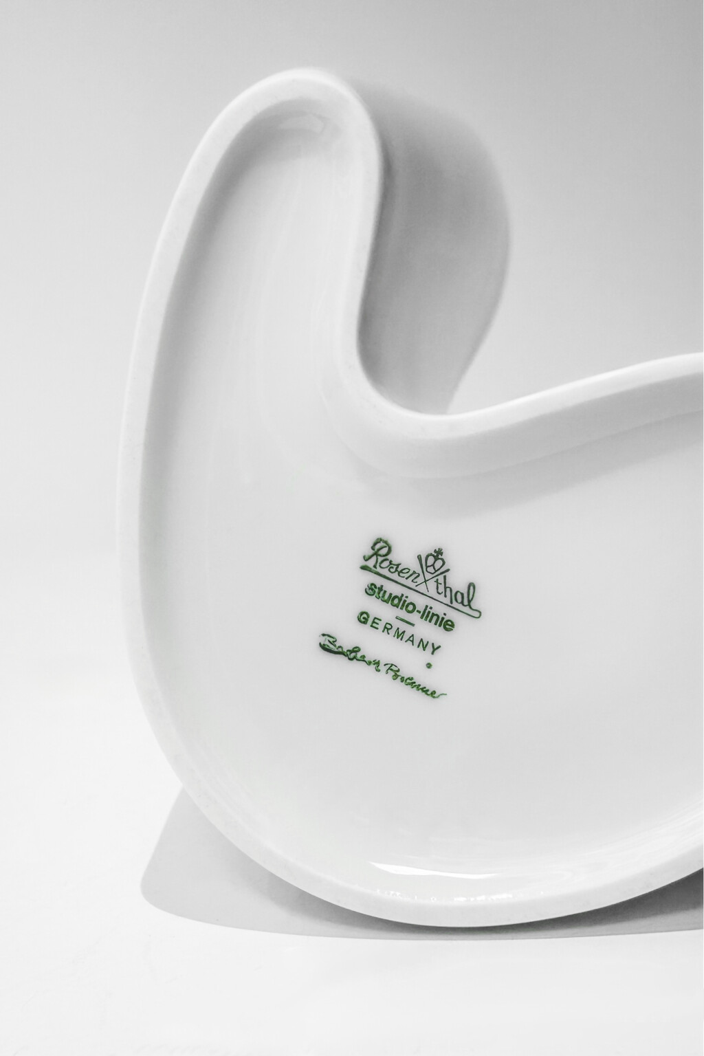 206 — SET OF VASES. ROSENTHAL - Gathering Stuff